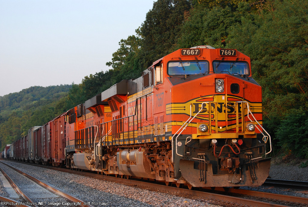 BNSF 7667